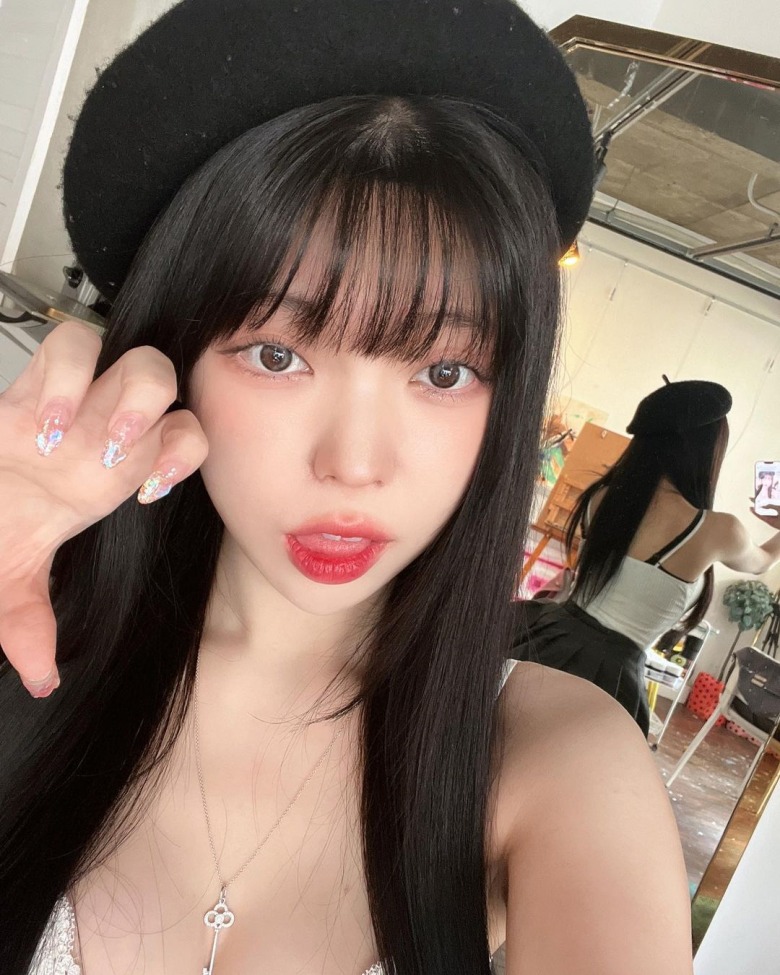 BJ 유디, 은근슬쩍 야외 노출 - @yu_diii_ > 일본 그라비아 정보 | 미크넷 : AV 배우, AV 품번 정보, AV 배우 소식, 그라비아 소식, 국내 웹화보 정보